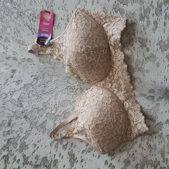 Maidenform | Intimates & Sleepwear | Maidenform Convertible Wireless ...